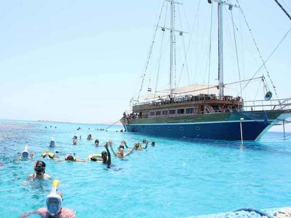 Pirates Boat Hurghada - NGO Charlie and Lola